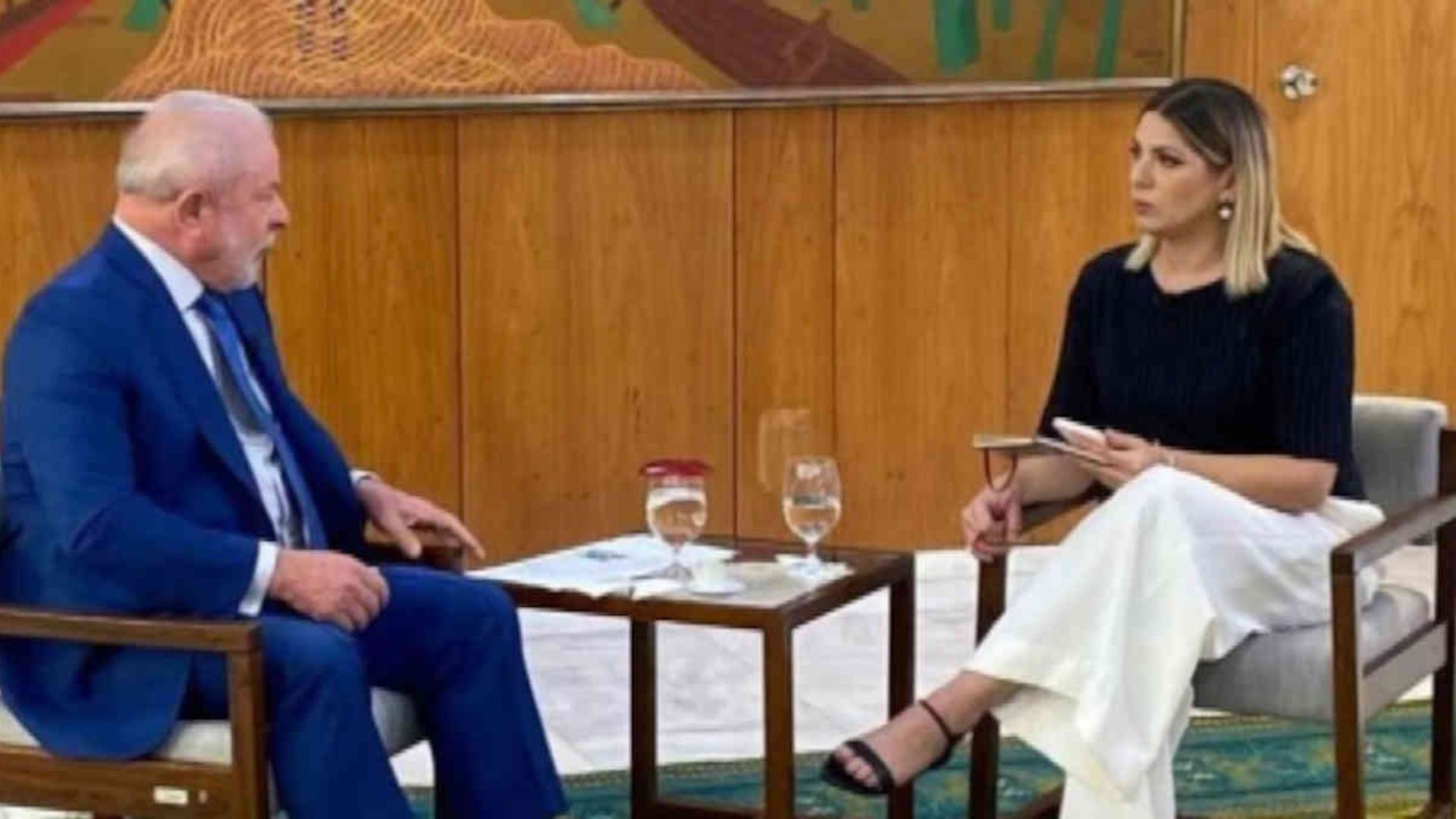 Repórter da Globo fala em crise no governo Lula